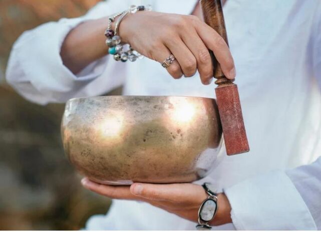 Element Licht – Soundbath & Chanting - Lech Zürs